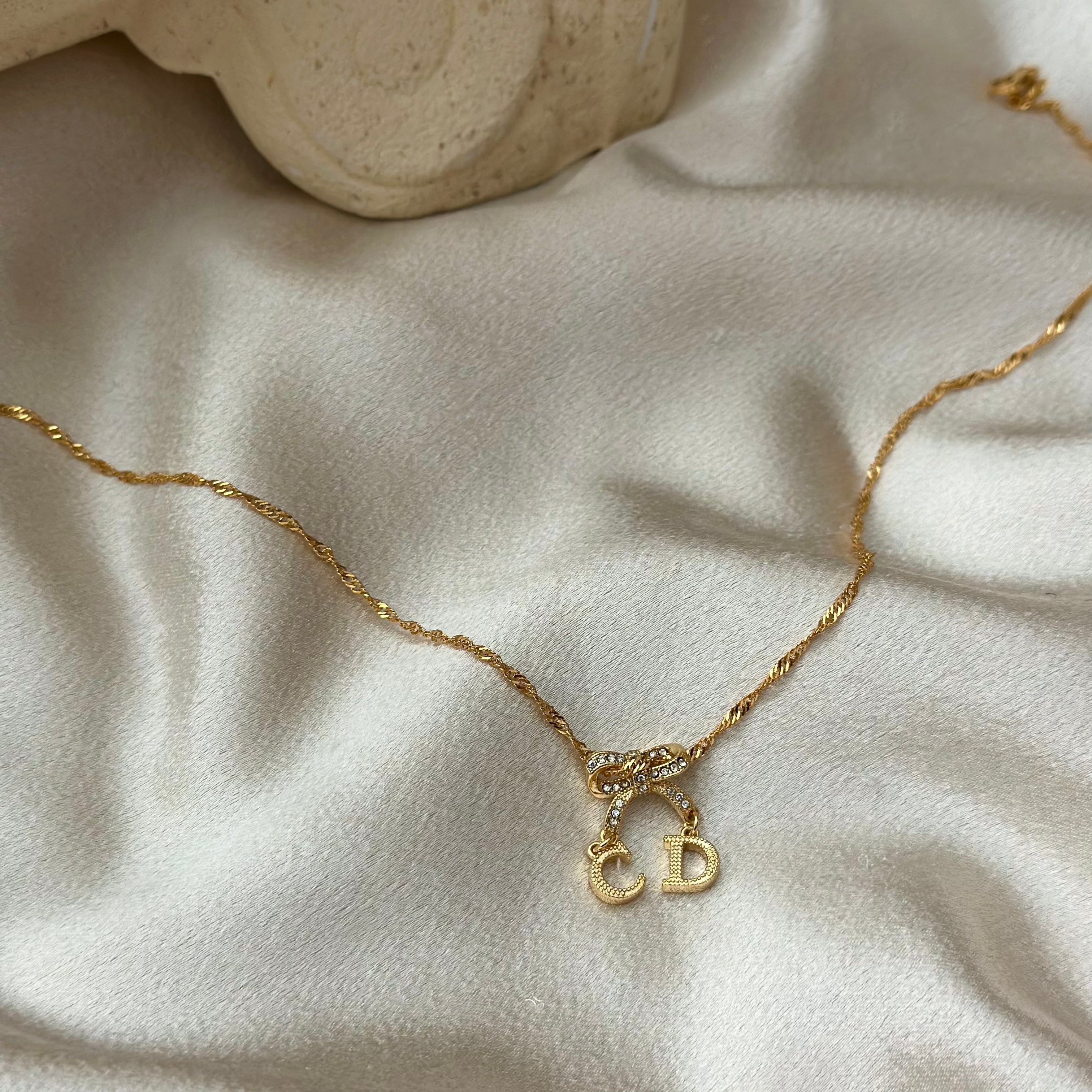 CD DIOR DAINTY NECKLACE – Panahon Designs